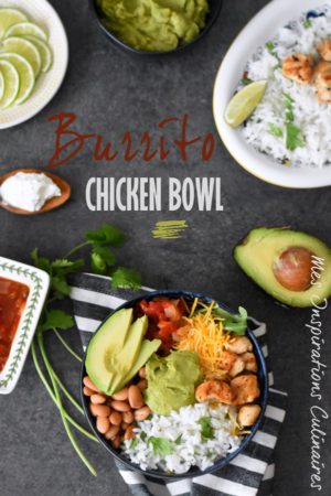 Burritos bowl au poulet, haricots rouges et avocat