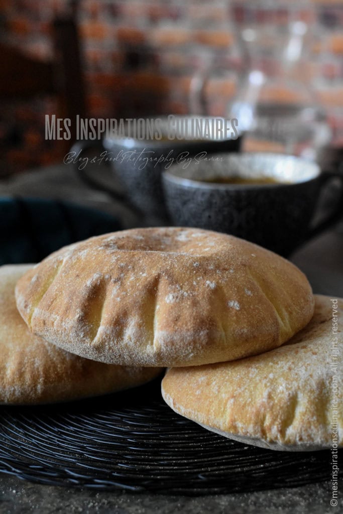 Matlouh el koucha, pain à la semoule au four